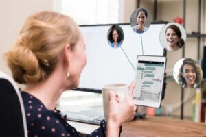 The Benefits of Online Support Groups - Find Recovery